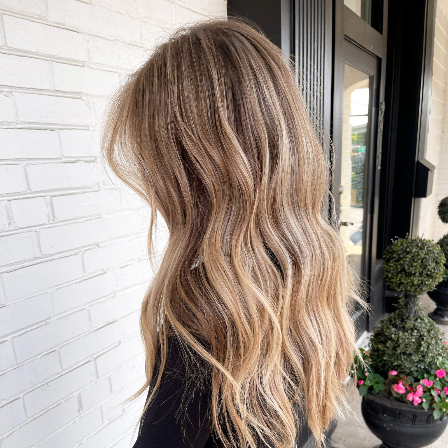 Why Are My Highlights Stripey, and How Can I Fix Them? - Vakkar Salon